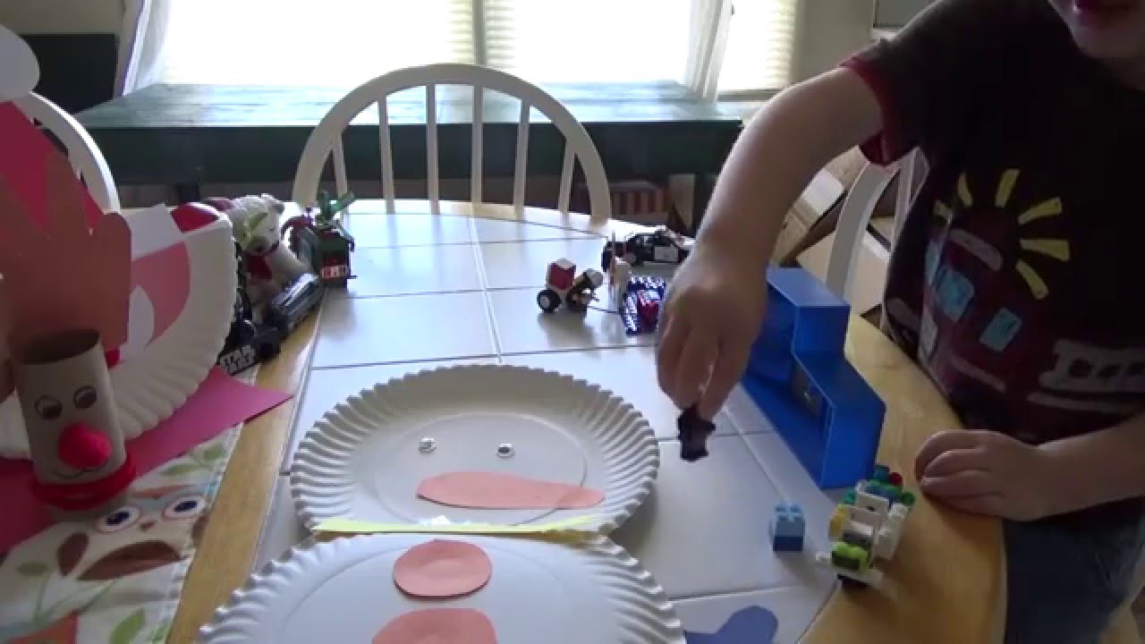 Snowman Paper Plate Craft / Winter Preschool Craft