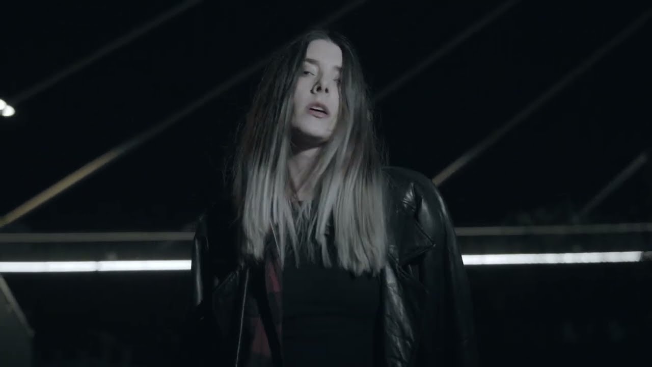 MØAA - Jaywalker (Official Video)