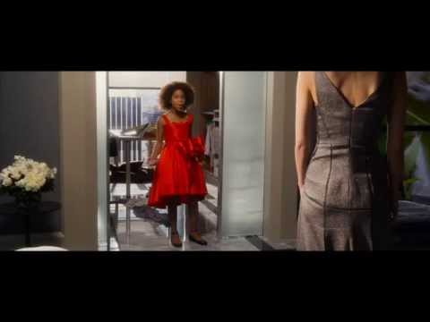 Annie (2014) - Starring Quvenzhane Wallis | AceShowbiz