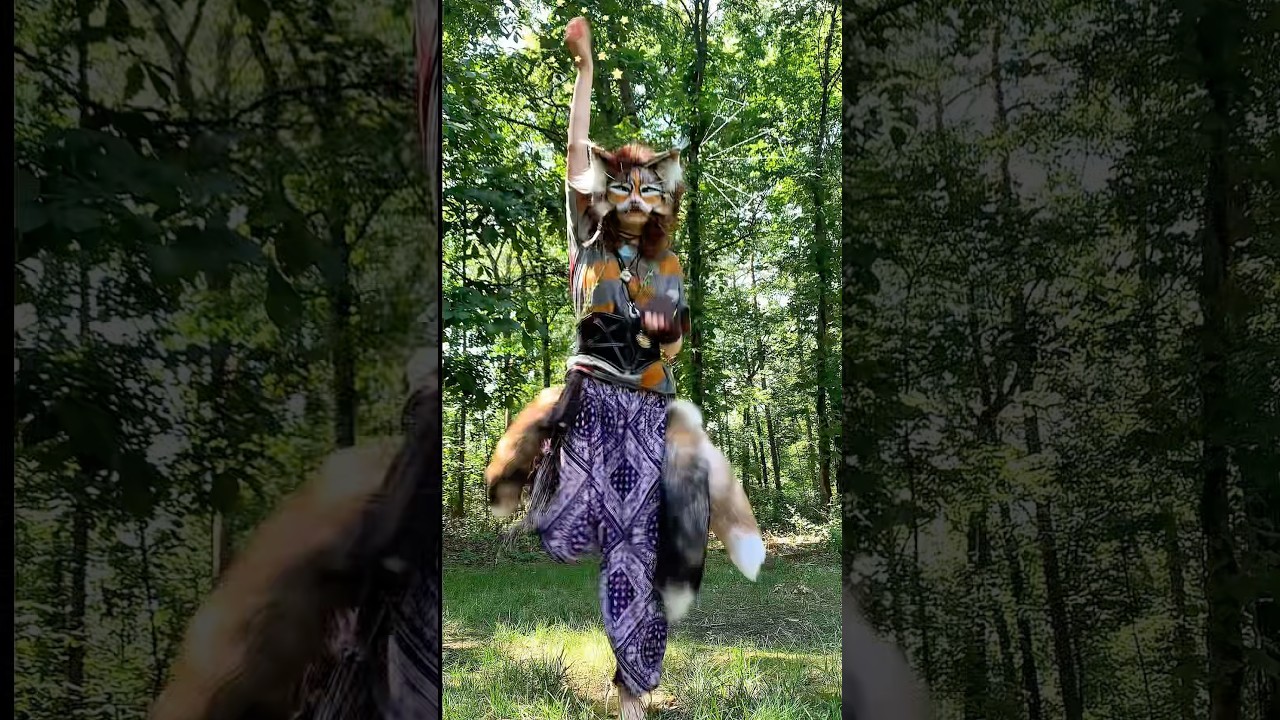 Therian dance trend! #therian #therianthropy #theriangear #furry #quadrobics #dance #therianmask