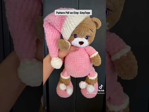 Crochet bear in pyjamas, pattern on Etsy: EmyToys #crocheting #crochetbear #bearinpyjamas #crochet