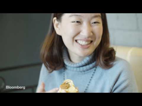 These Korean YouTubers Are Reinventing Pizza