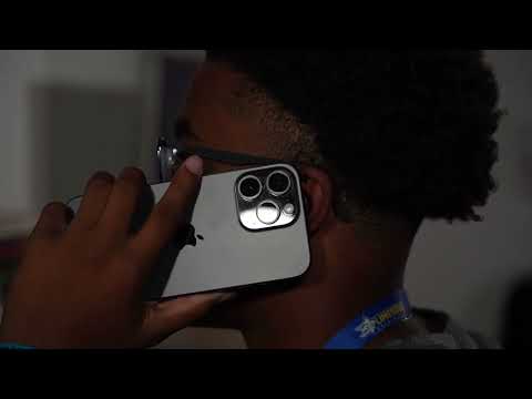 Media Tech 1 Commercial Project - Apple by Bethany Brown