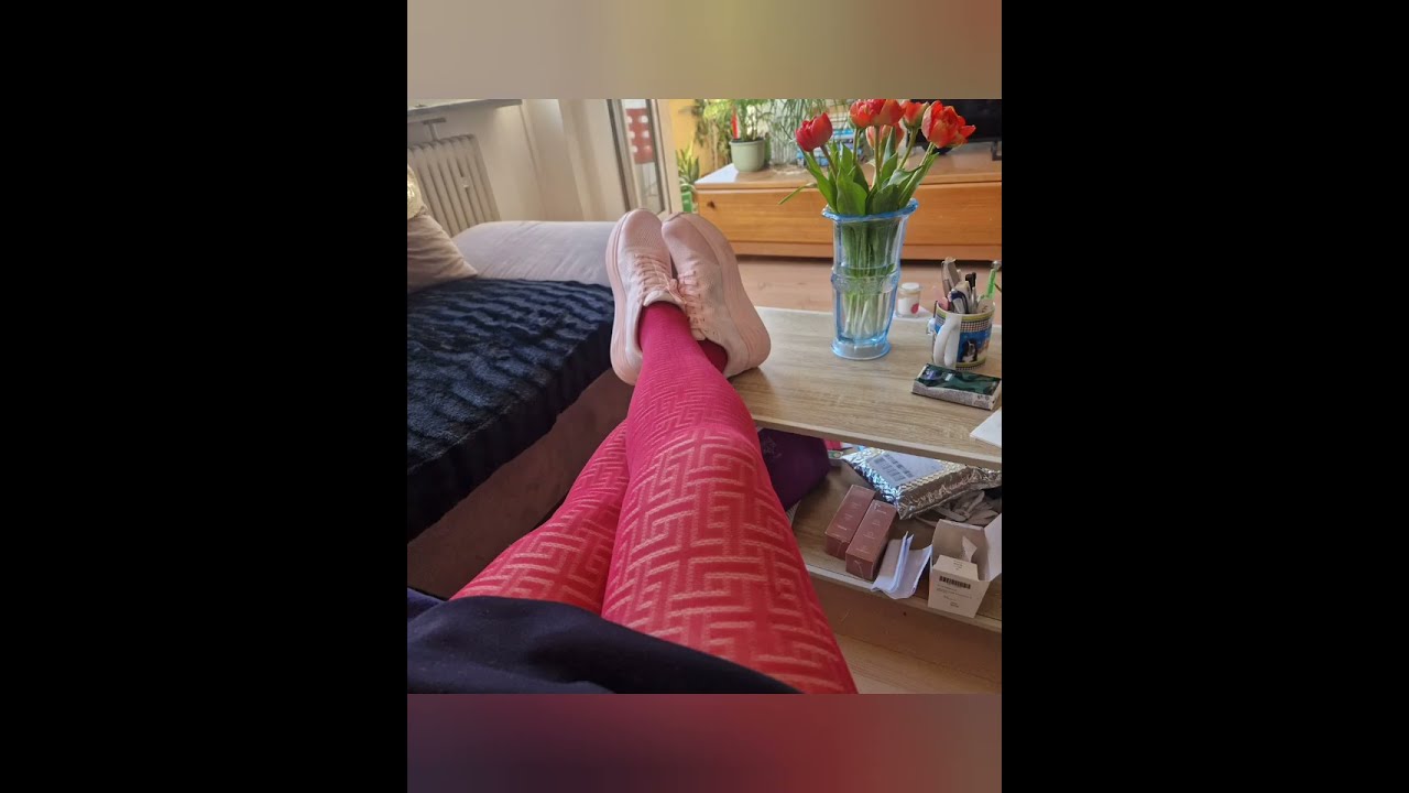 Pantyhose granny pantyhose mom pantyhose teacher pantyhose host crossed pantyhose legs ootd feet
