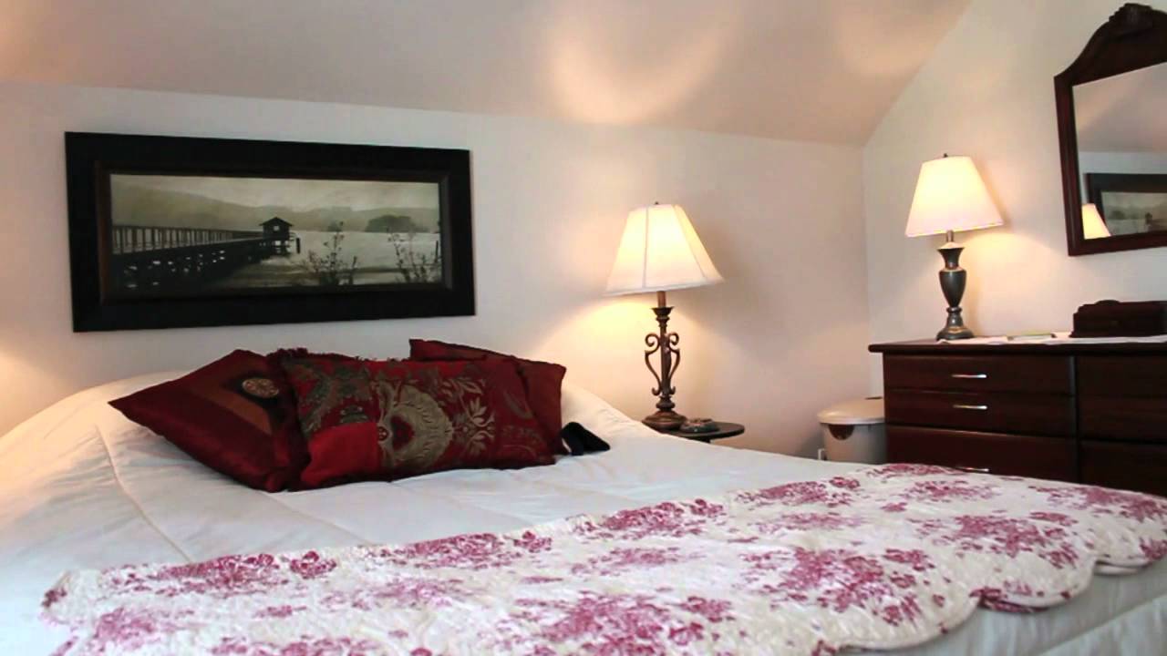 Newmarket MLS: 638 Gorham St. Newmarket