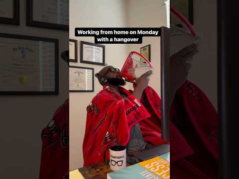 Here we go again π©π Happy Monday #funny #workmemes #comedyvideos #comedy #funnypost