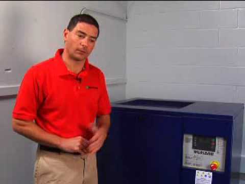 Rotary Screw Air Compressors from your air center - CompressorWorld.com (RVK Introduction)