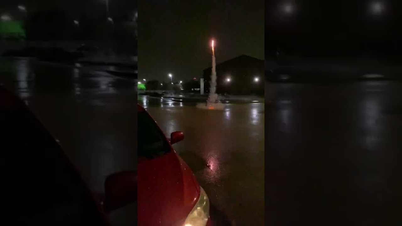 5” strobe rocket (firework fail) #fail #fireworks #strobe #pyro #missile #boom #salute