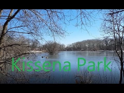 Walking Kissena Park in 10 F° – Kin Tsui