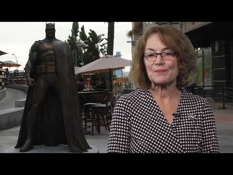 DC Unveils New 7 Foot Batman Statue In Burbank, California