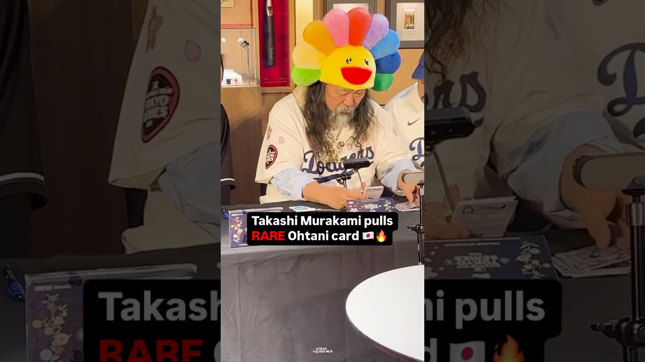 Takashi Murakami finds a RARE Shohei Ohtani trading card!! 😍🔥
