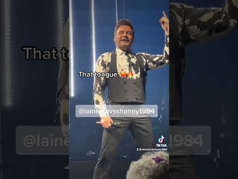 Shane Filan tongue again 🔥😂 #shanefilan #westlife #wilddreamstour #trending #tiktok #tiktokviral