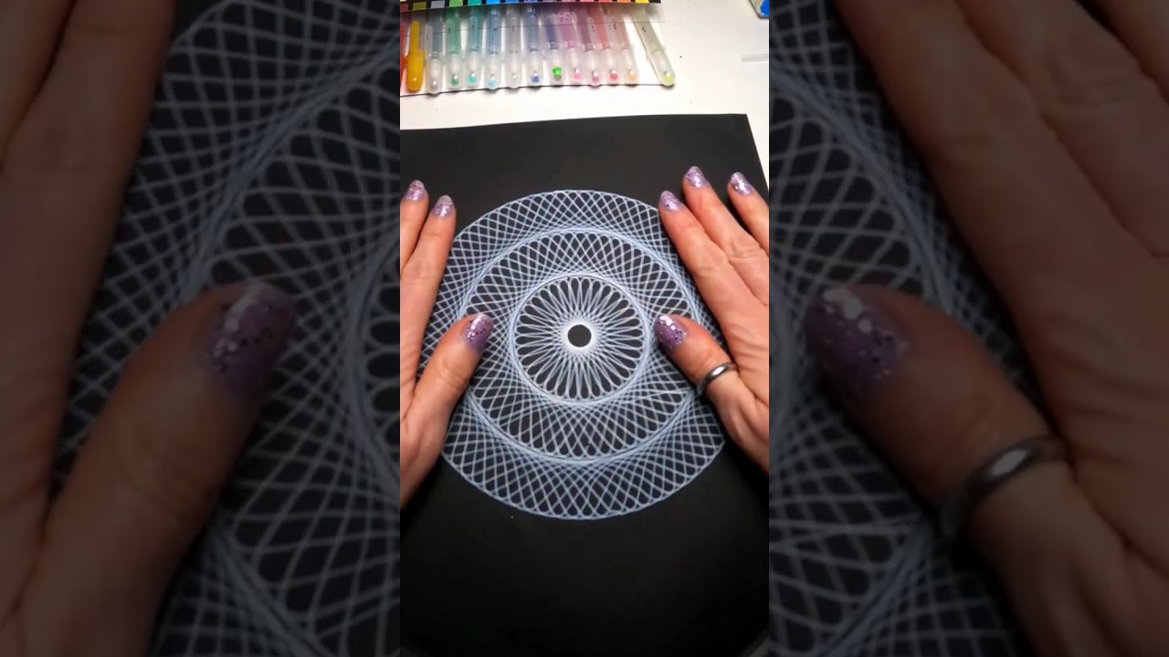 Elegant White Spirograph Design #trendy #spirograph #shorts