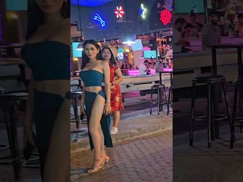 Ladyboys are Cool People❤️🦁 on PATTAYA Walking Street😄#shorts #pattayatoday
