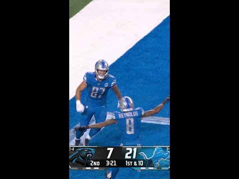 Lions Pull Off the Flea Flicker for a Touchdown!
