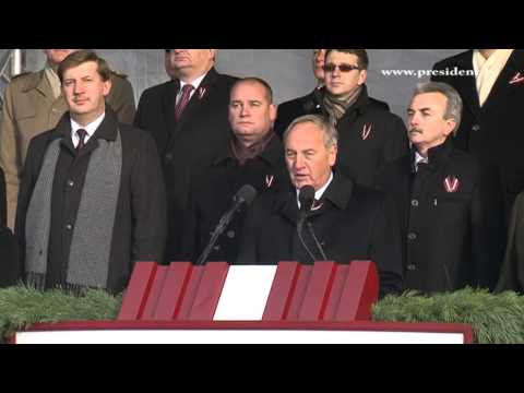 Svinīgā Nacionālo bruņoto spēku parāde 18/11/2013