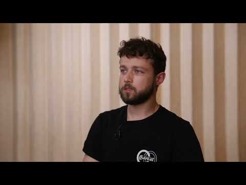 L'industrie recrute ! Découvrez avec Valentin, le TRAVAIL de soudeur