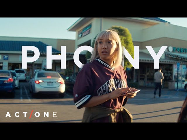 'Phony': Tolerating family this holiday season