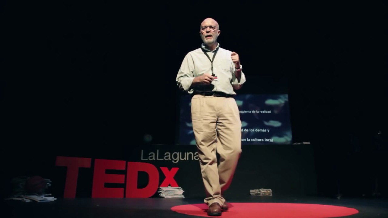 Enseñar a pescar en lugar de dar peces | Luis López | TEDxLaLaguna