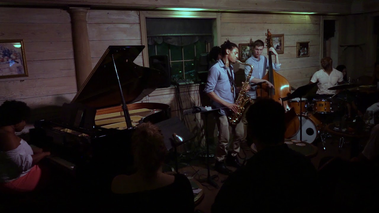 Hire Cliff Gordon Music - Saxophone Player in Houston, Texas