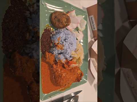 [ENG CC] IKEA SG | Lipton Tea, Nasi Kerabu Curry Chicken, Peanut Butter Chocolate Cake, Ondeh Cake