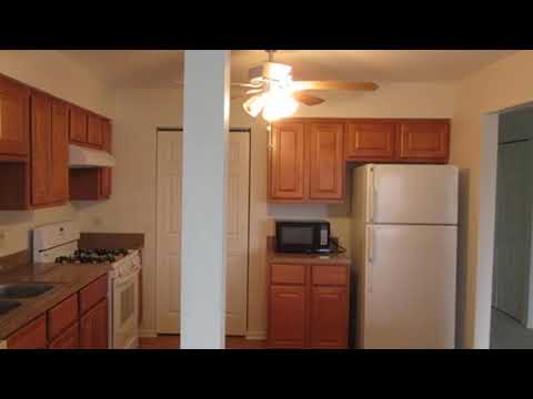 767 White Pine Road 5B2, Buffalo Grove IL 60089 - $194,900 with 2 beds, 2 Bath (2 Full Bath) and 1,