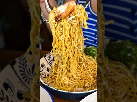 Love myself some Indonesian street food at Simpang in LA. Have you been? Would you try?