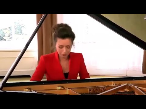 Yulianna Avdeeva - Shostakovich - Piano Sonata No. 1 Op. 12 (1926)
