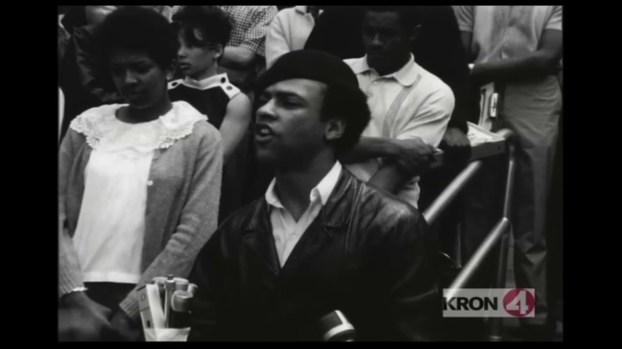 BLACK PANTHERS: Huey Newton x Bobby Seale