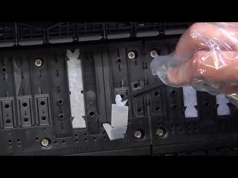 Replacing the Pads for Borderless Printing (Epson SC-P9300 Series/SC-P7300 Series CMP0546-00)