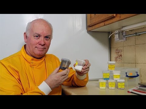 What is a Mole of substance in Chemistry?