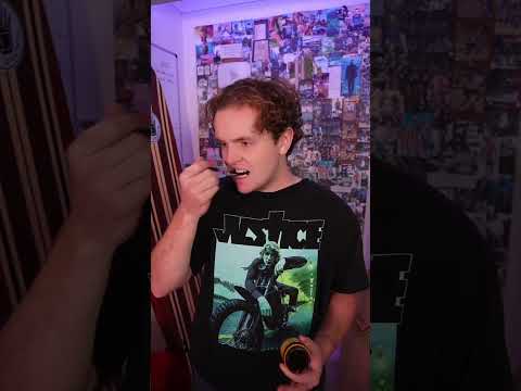 How to eat Vegemite the right way 😋