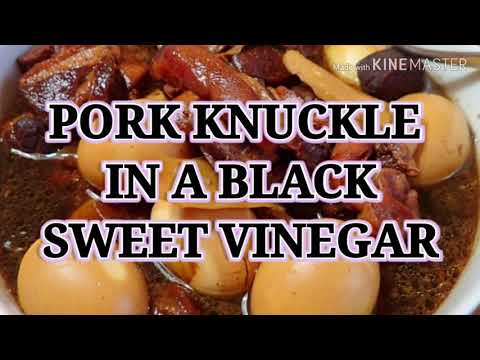Pork Knuckle /Trotter with Black Sweet Vinegar
