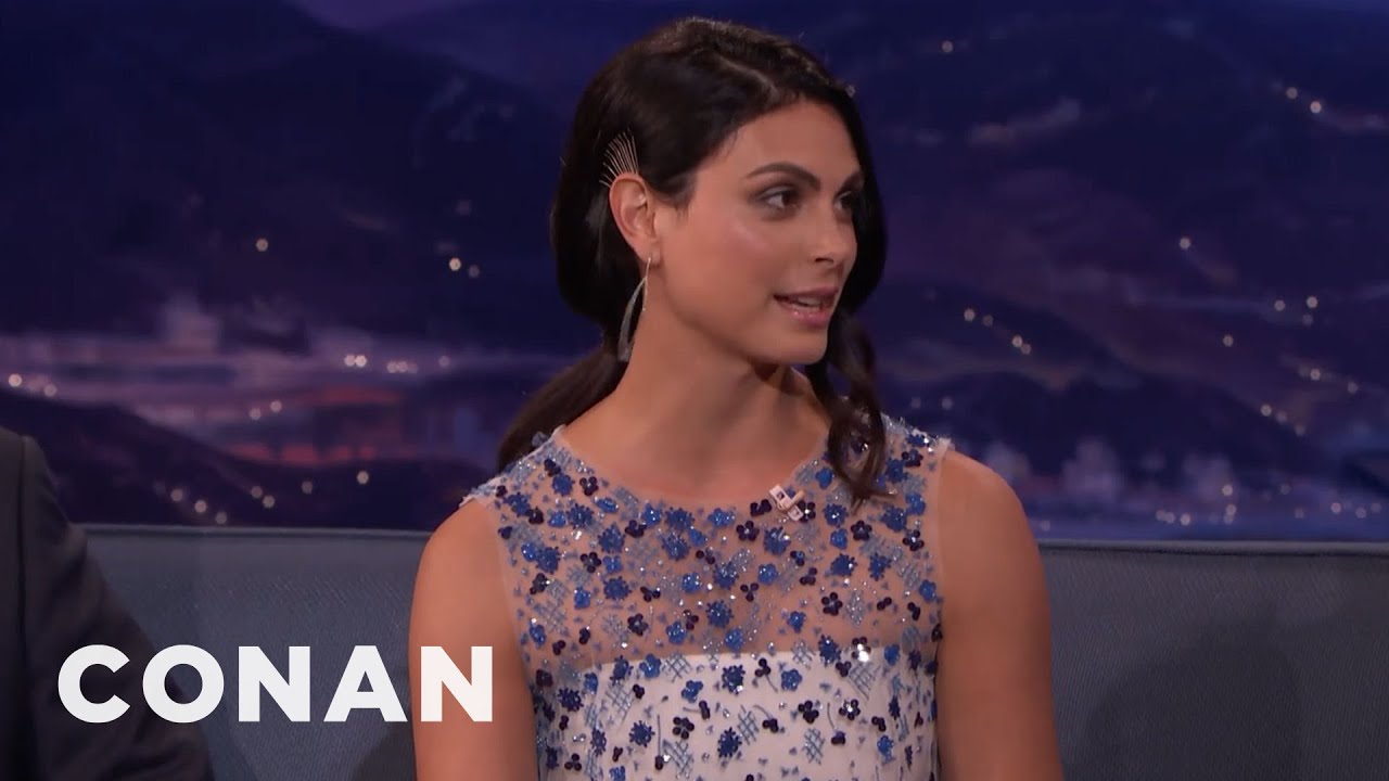 Morena Baccarin Was In The “It’s Always Sunny In Philadelphia” Pilot | CONAN on TBS