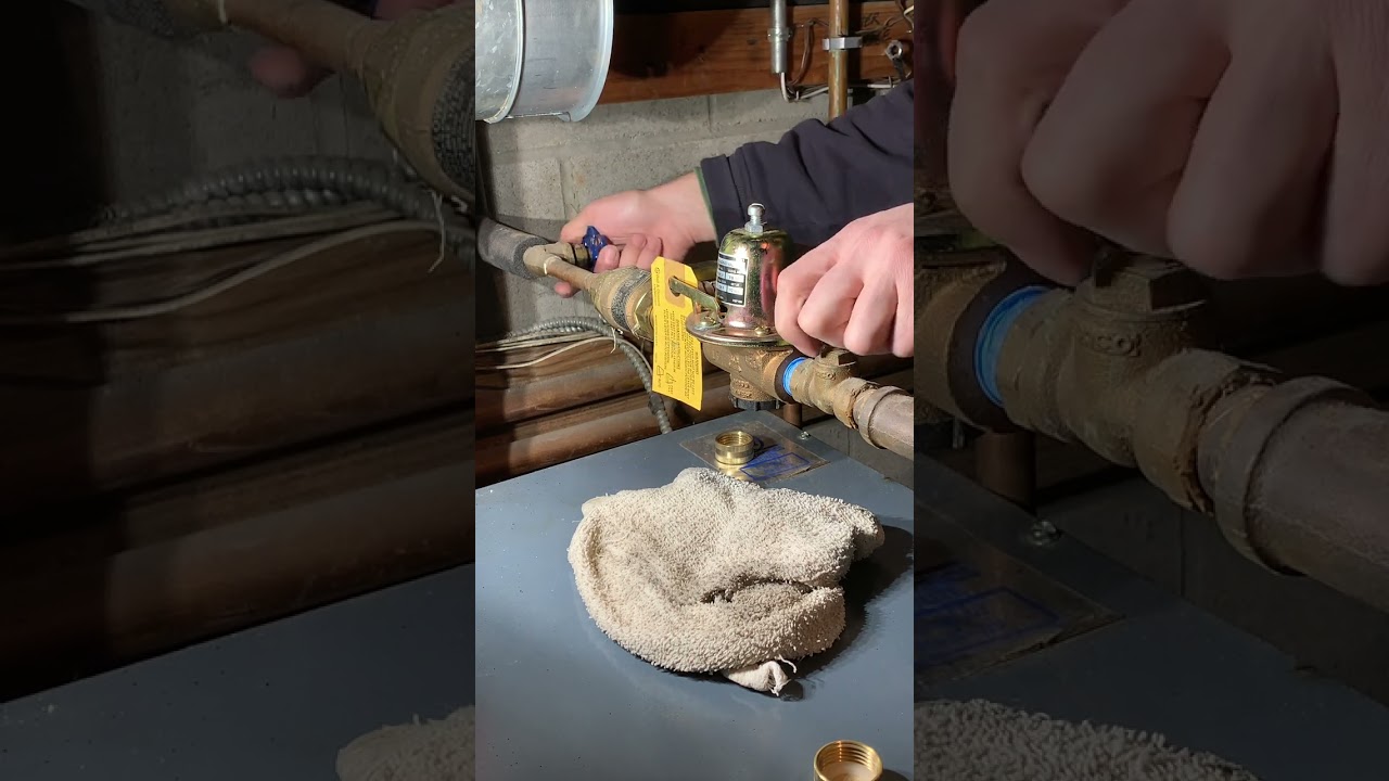 Important Boiler Maintenance Tip💧| Hidden Screen  #hvac #homeutilities #boiler #maintenance #winter