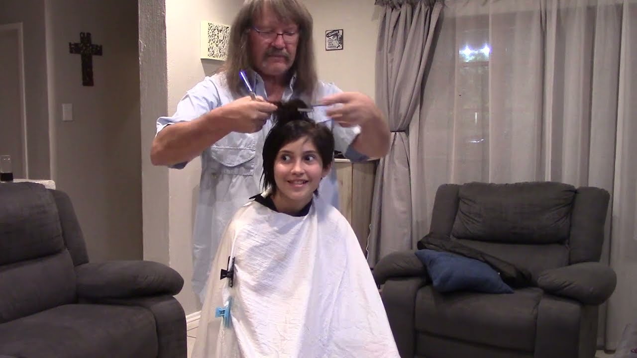 how to cut a pixie haircut part 2 #hairtutorial #hairtutorials #hairstyle #haircut #pixie #pixiecut