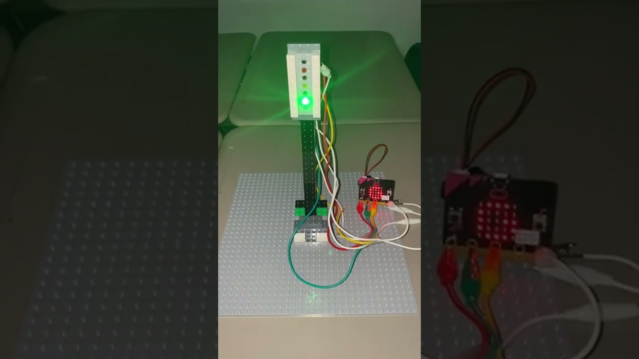PLTW - Microbit Traffic Light Using Legos
