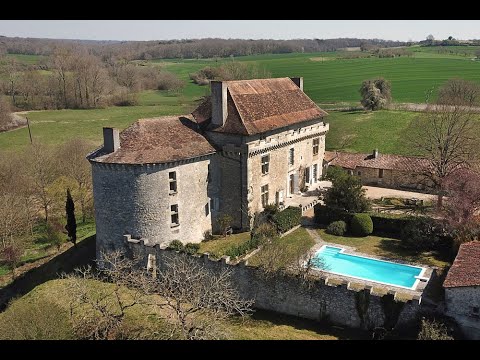 Exceptional 15th C medieval castle for sale