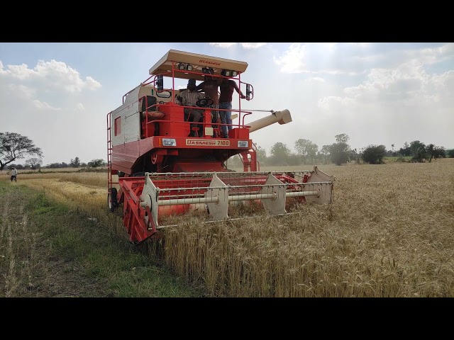 Combine Harvester - Dasmesh 9100 Self Propelled Combine Harvester ...