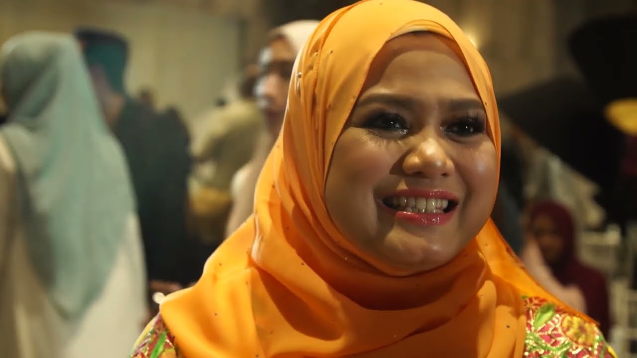 Documentaire | Un défilée de hijab de luxe en Malaisie