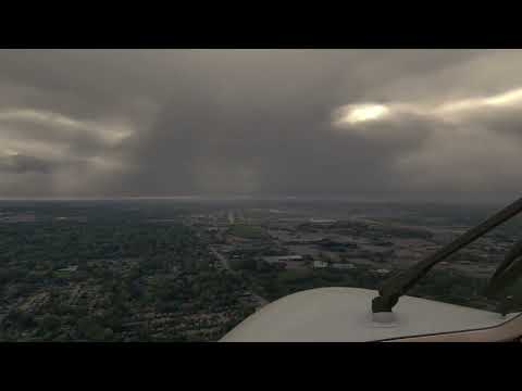 Landing in Louisville Kentucky | KSDF (SDF) | Louisville International Airport #louisville