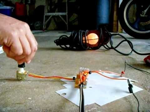 How To Make A Simple AC Dimmer!