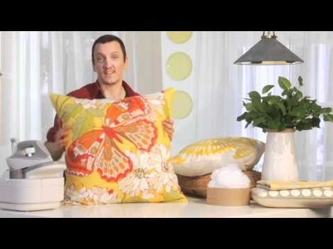 How to Stuff, Iron and Arrange Pillows to Make a Picture-Perfect Setting | Pottery Barn