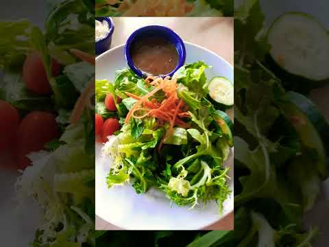 Fathoms Restaurant Newport RI.. Steak, spinach, rice & salad #bella #yummy βΊοΈ