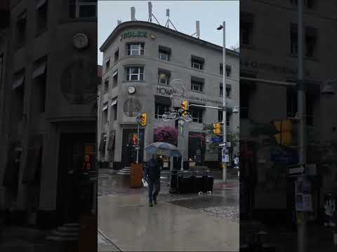 Relaxing Heavy Rain Walk Ottawa, Canada - Sparks Street #rain #walk #ottawa #canada #shorts
