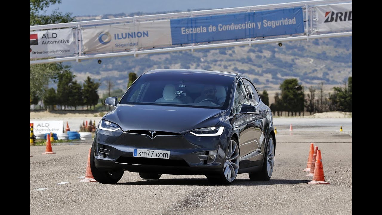 Tesla Model X and 'Moose Test' Don't Make Such a Great Combination ...