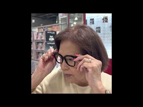 SHOULD YOU BUY GLASSES FROM COSTCO OPTICAL