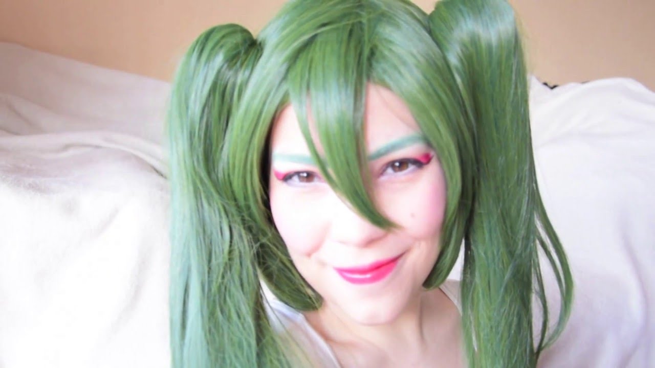 Hatsune Miku senbonzakura make up tutorial