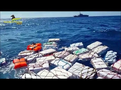 Βενετία: Με 850 κιλά κοκαΐνη εντοπίστηκε πλοίο συμφερόντων του ...