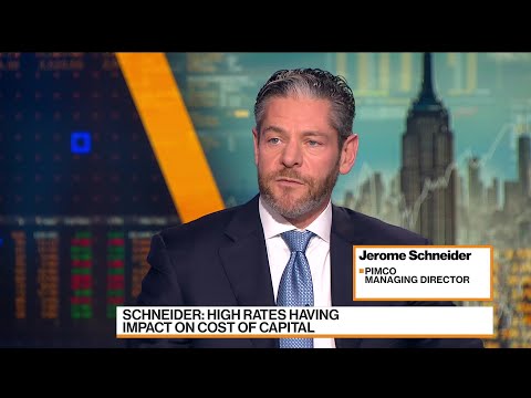 Pimco's Schneider Expects a Modest Recession